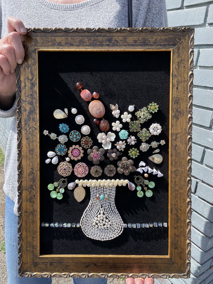 Framed Jewelry Collage Art Class – Mayfield-Graves County Tourism ...